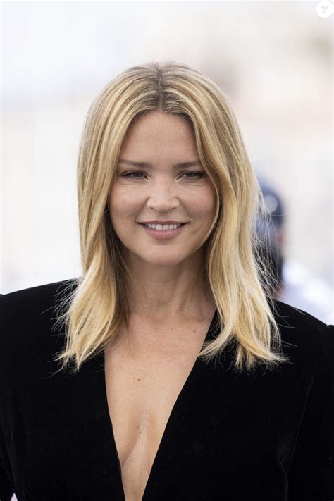 Virginie Efira Au Photocall De Don Juan Lors Du 75ème Festival