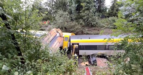 სამხრეთ გერმანიაში რელსებიდან გადავიდა სამგზავრო მატარებელი არის მსხვერპლი