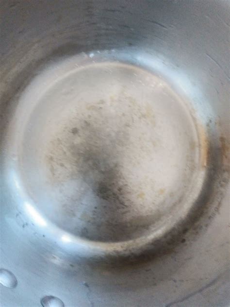 스텐레스 냄비 벗겨진건가요 때가 낀건가요 지식in