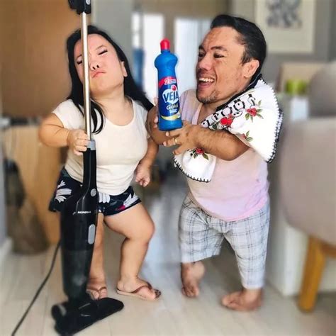 World S Smallest Couple Open Up On Daily Struggles Including Toilets Being Too Big Daily Star