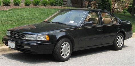 1993 Nissan Maxima Gxe Sedan 3 0l V6 Auto
