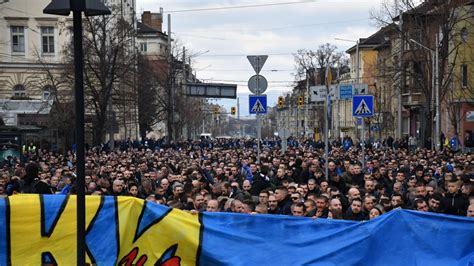 Фенове на Левски с люта закана срещу Костадинов посветиха му песен Криминално Новини Бг
