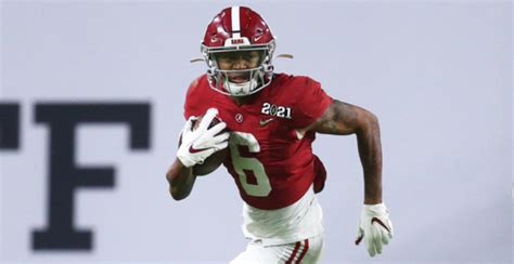 Devonta Smith Can Make College Football Nfl History With Super Bowl