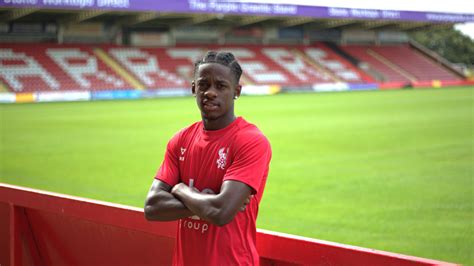 Winger Lands At Aggborough Official Website Of The Harriers