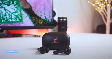 In Ear Tws Earbuds Not Pairing Together Here S Why How