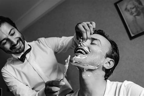 How To Get Rid Of Razor Bumps The Plunge