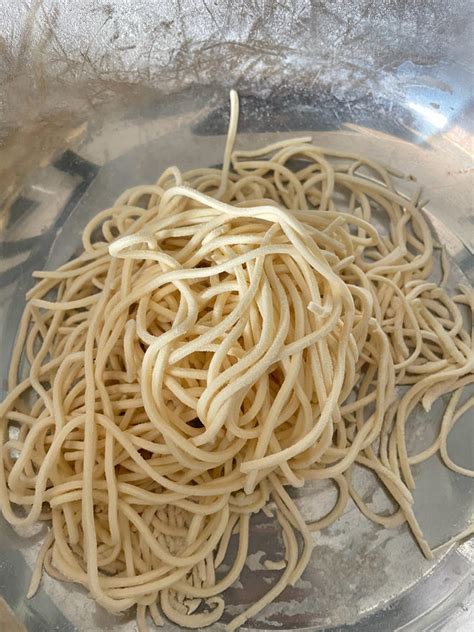 【自制面条的做法步骤图，自制面条怎么做好吃】暖l心 下厨房