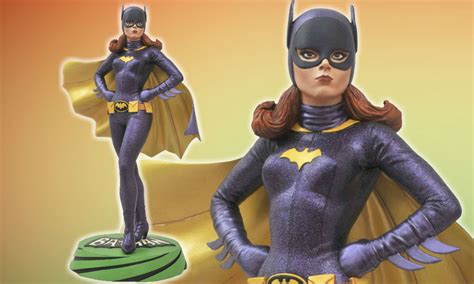 Celebrate Batgirls First Appearance With New Statue