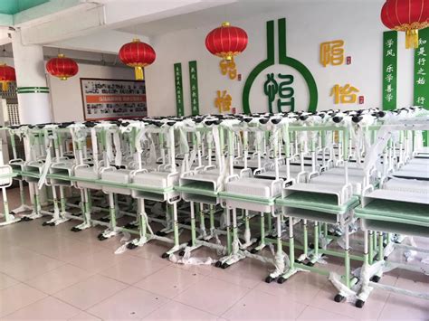 在为选什么款式的课桌椅发愁？看广州怡园小学的祥聚科创官网