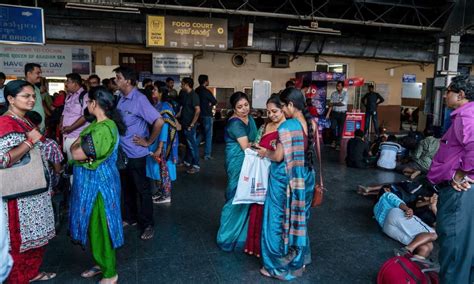 How To Clear Your Queue On Spotify