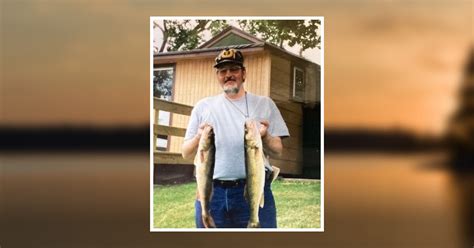 Tom Strusz Obituary September 22 2024 Mankato Mortuary