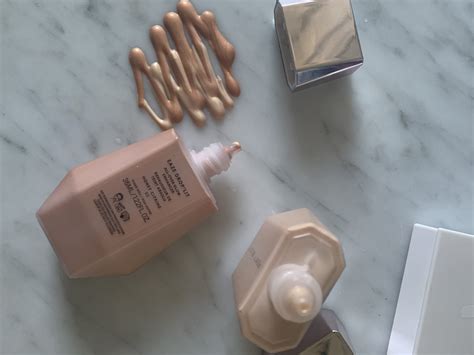 Fenty Beauty Eaze Drop Lit In Honey Citrine Canadian Beauty