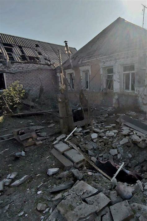 7 червня ворог здійснив 4 обстріли Нікопольщини у Нікополі і Мирівській громаді є руйнування