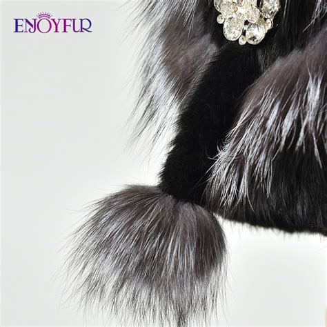 Enjoyfur 여성 겨울 밍크 모피 모자와 리얼 폭스 모피 폼폼 Enjoyfur