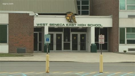 West Seneca Schools To Hold Virtual Graduation