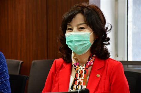 Д Сарангэрэл БҮГДЭЭРЭЭ ХОГГҮЙ САЙХАН АЯЛЦГААЯ