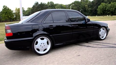 Mercedes-Benz C43 AMG - Information and photos - MOMENTcar