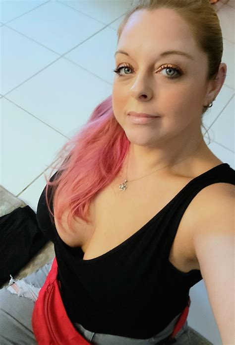 Happy Sunday R Selfies