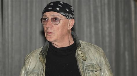 Oliver Mandić Na Tari Izgradio četiri Kuće Od Po 450 Kvadrata Imao Je Drugi Plan Sa Njima