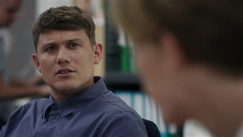 Auscaps Jon Pointing Shirtless In Smothered 1 01 Episode 1