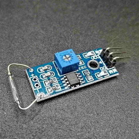 Sensore Switch Magnetico Fc 01 Con Interruttore Reed Ad Ampolla 5v Per