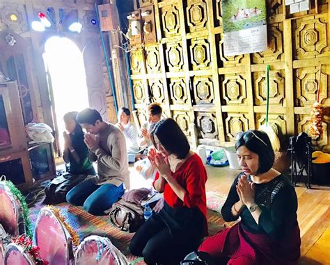 “သတင်းကျွတ်လပြည့်နေ့မှာ စုပေါင်းကုသိုလ်ပြုခဲ့ကြတဲ့ ဇာတိမြေ အဖွဲ့သားများ” Myanmarload