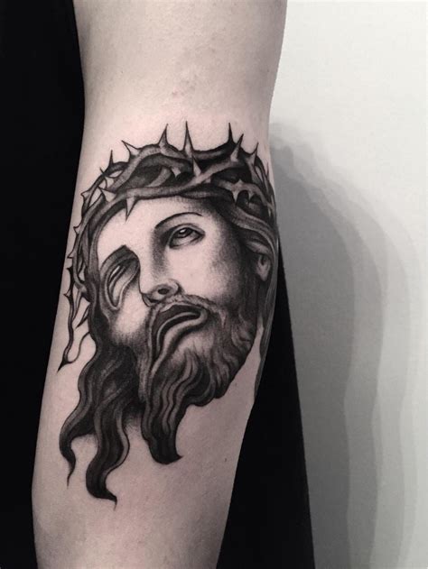 Nick Cannon Jesus Tattoo