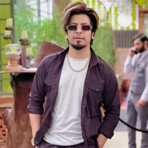 ☛𝑩𝒊𝒈 𝒇𝒂𝒏 𝒐𝒇 𝑺𝑰𝑫 𝒓𝒂𝒑𝒑𝒆𝒓☚ Youtube