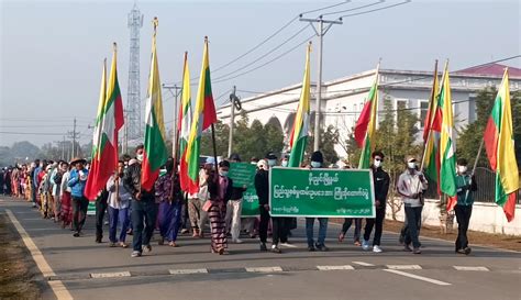 မိုးညှင်းမြို့၌ ပြည်သူ့စစ်မှုထမ်းဥပဒေအား ကြိုဆိုထောက်ခံပွဲ ပြုလုပ် Information And Public