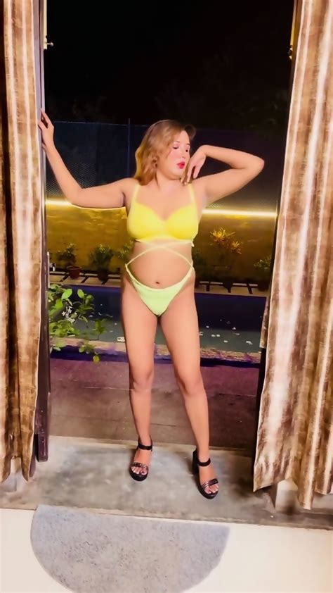 Sexy Ig Babe Puja Eporner