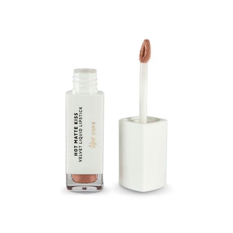 HOT MATTE KISS NAKED