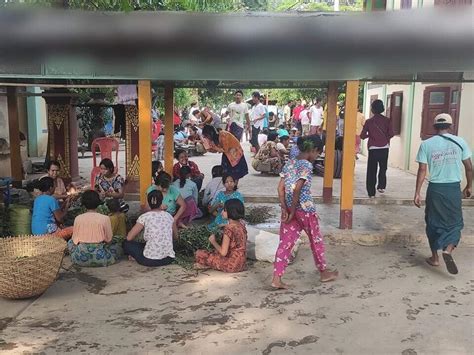 ဆားလင်းကြီးရှိ စစ်ဘေးရှောင် ပြည်သူများကို အစားအသောက်များ ကျွေးမွေးလှူဒ