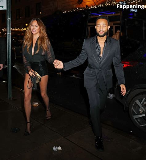 Chrissy Teigen Flashes Her Nude Boobs In New York Fappening