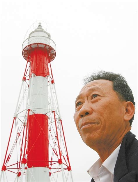两代人用心点亮百年临高角灯塔海口网