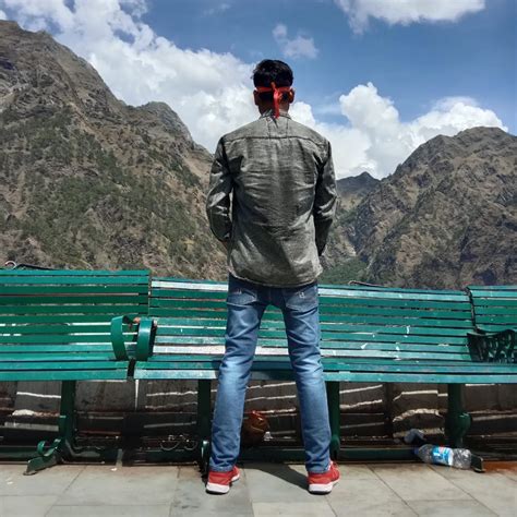 ShivÂnand Vishwakarma Shivanandofficial • Instagram Photos And Videos