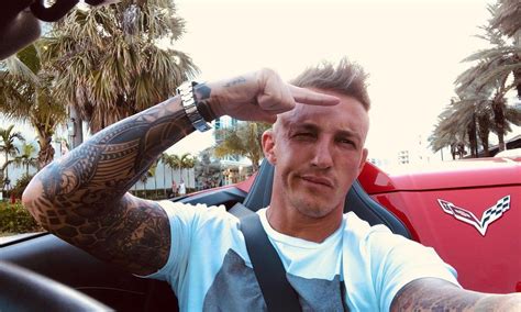 De Repartidor De Pizza A Operar En La Bolsa Y Dar Consejos Por Redes La Historia De Fernando