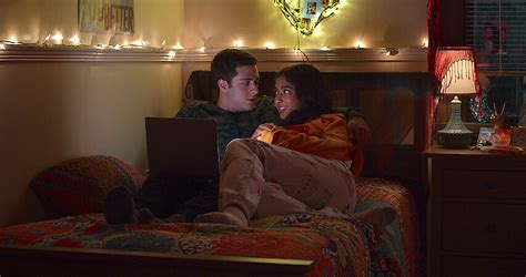 Never Have I Ever Season 4 Preview Watch The First 5 Minutes Netflix