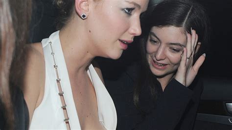 Jennifer Lawrences Nip Slip — How She Feels After Wardrobe Malfunction