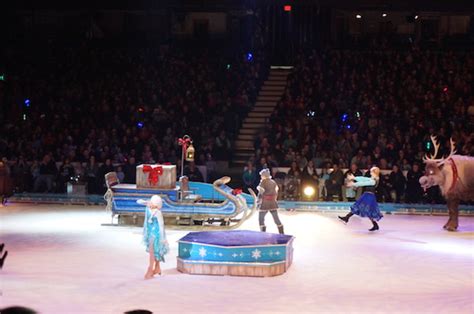 Disney On Ice Presents Frozen And Its Coming To Chicago Review Mom