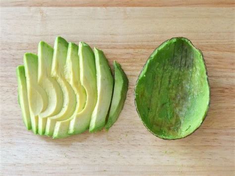 How To Slice An Avocado Sliced Comment Couper Un Avocat