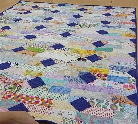 How To Make Diamond Trip Quilt Using Fabric Scraps With Free Pattern