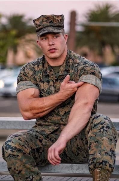 Us Marines… Tumbex