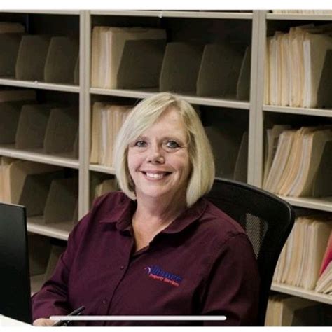 Sharon Head Caldwell General Manager Barefoot Hills Hotel Linkedin