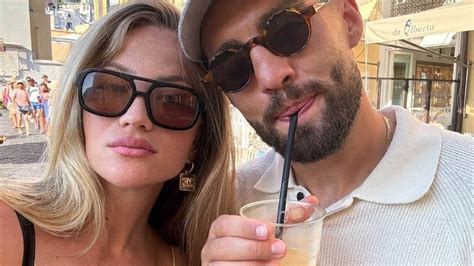 Izabel Kovačić Nosi Haljinu Brenda Zimmermann Story