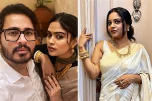 Hiran Chatterjees New Wife Ritika Giris New Post On Bhagavad Gita