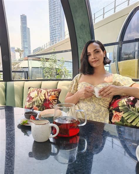 Aamina Sheikh Biography Dramas List Wegreen Entertainment