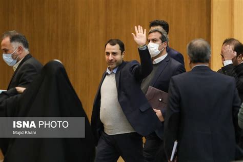 استعفای صالح آبادی در عصر دلار ۴۰ و چند هزار تومانی محمدرضا فرزین رئیس