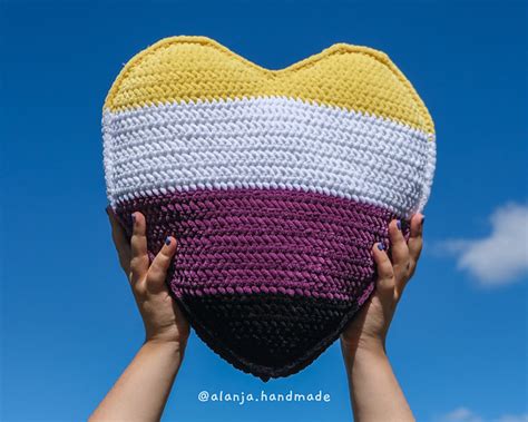Ravelry Non Binary Pride Heart Pillow Pattern By Luísa Cabral