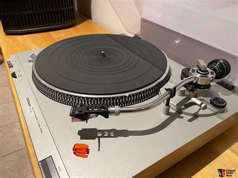 Technics SL D2 Turntable With Ortofon 2M Red Cartridge For Sale Canuck Audio Mart