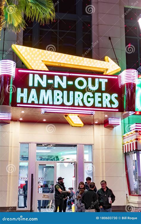 In N Out Hamburgers At Las Vegas Strip Las Vegas Nevada Usa March 30